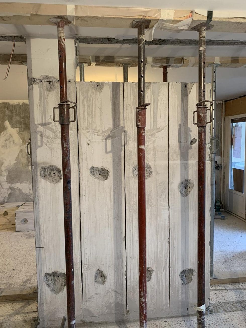 Création d'une ouverture dans un mur porteur à Trayas