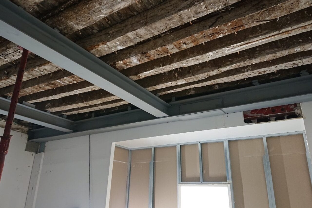 Renforcement des solives existantes du plancher entre le RDC et R+1 par ...